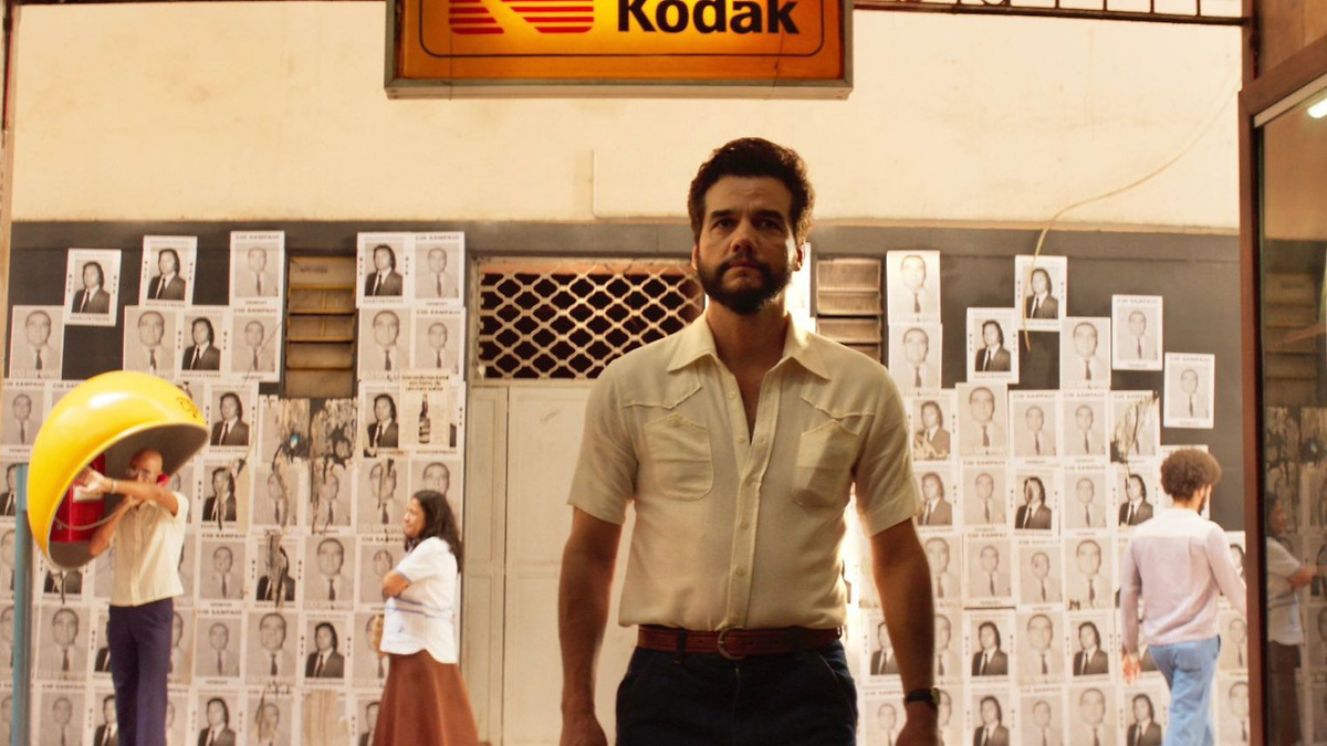 The Secret Agent’ watched by ⋆.˚ julia *:･。. • Letterboxd