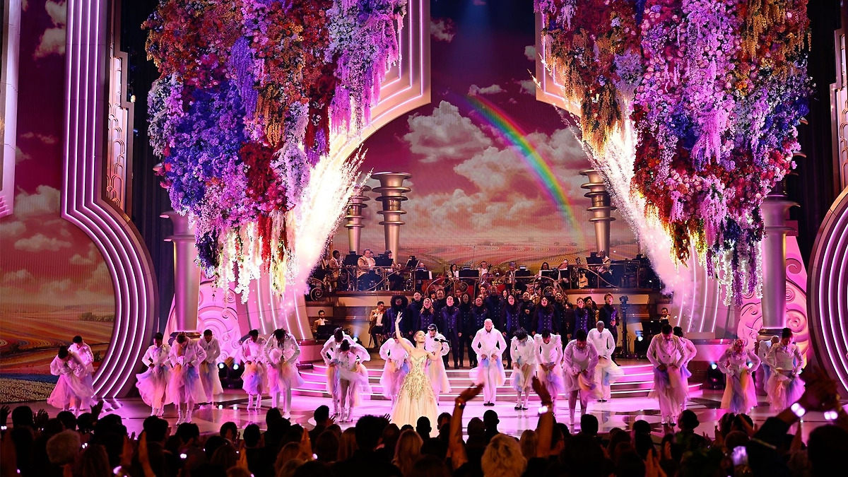 Wicked: One Wonderful Night’ review by kylynn ⊹ ࣪ ˖ • Letterboxd