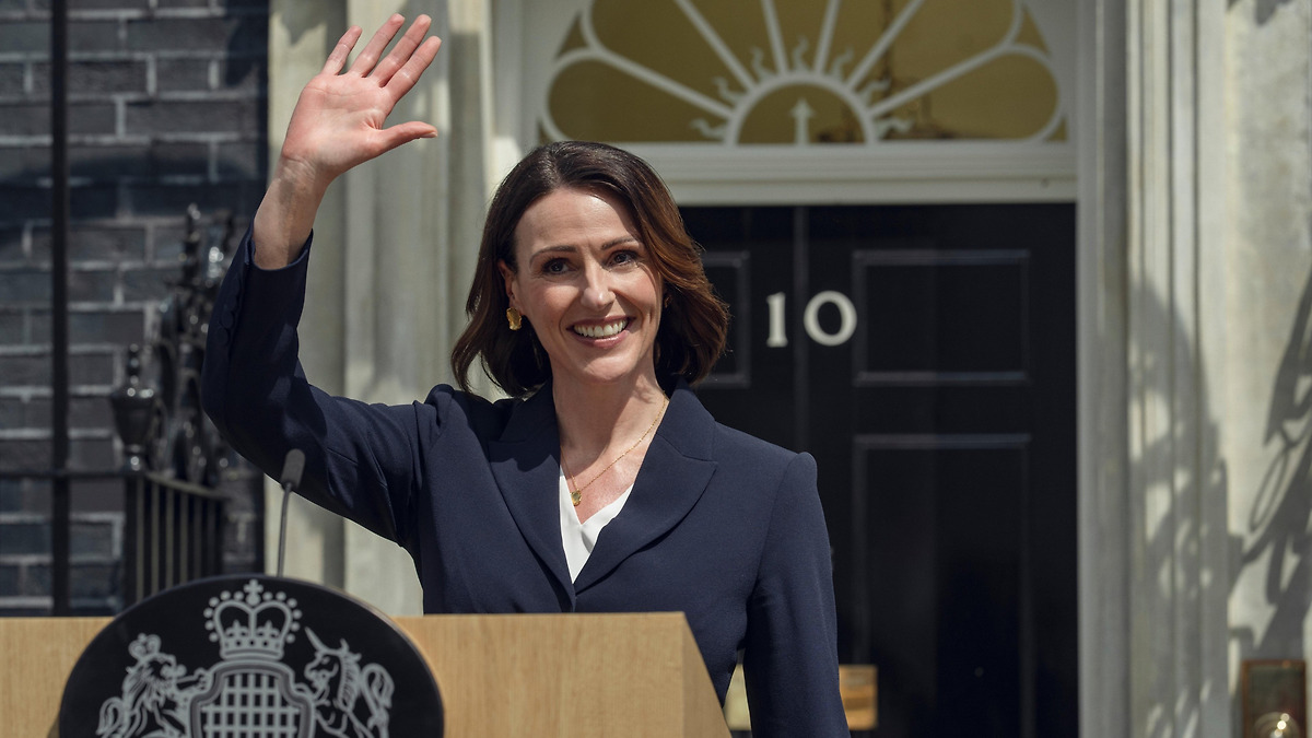 ‎Hostage (2025) directed by Isabelle Sieb, Amy Neil • Reviews, film ...