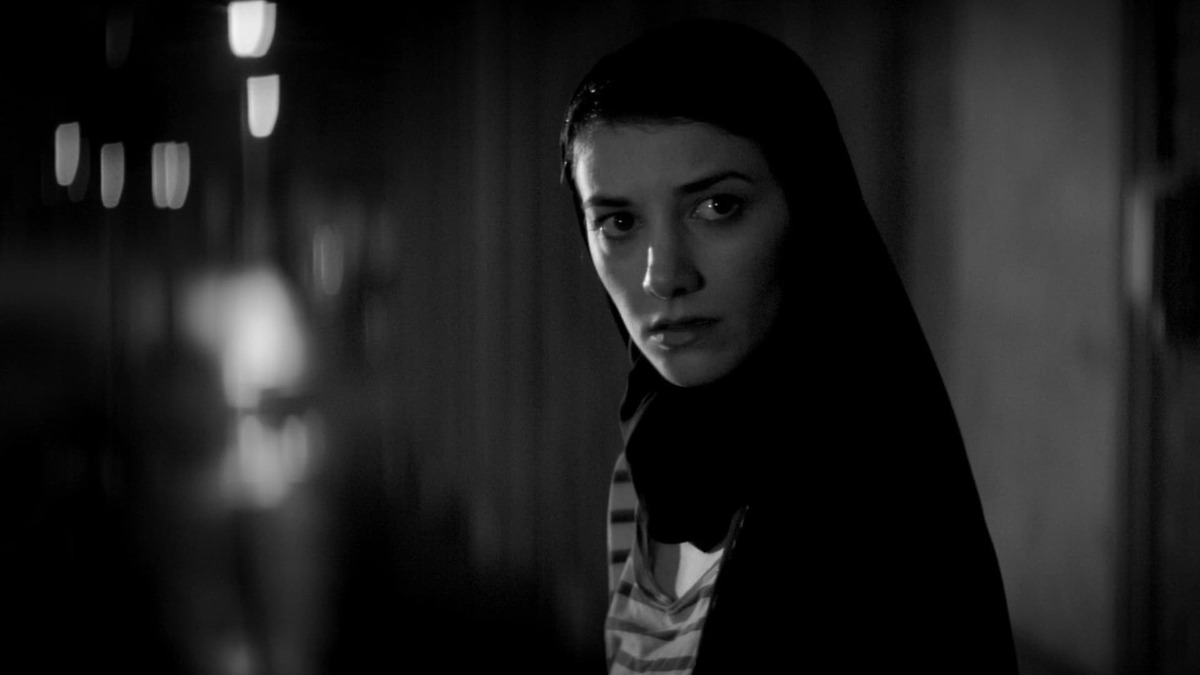 A Girl Walks Home Alone at Night’ review by selcen • Letterboxd