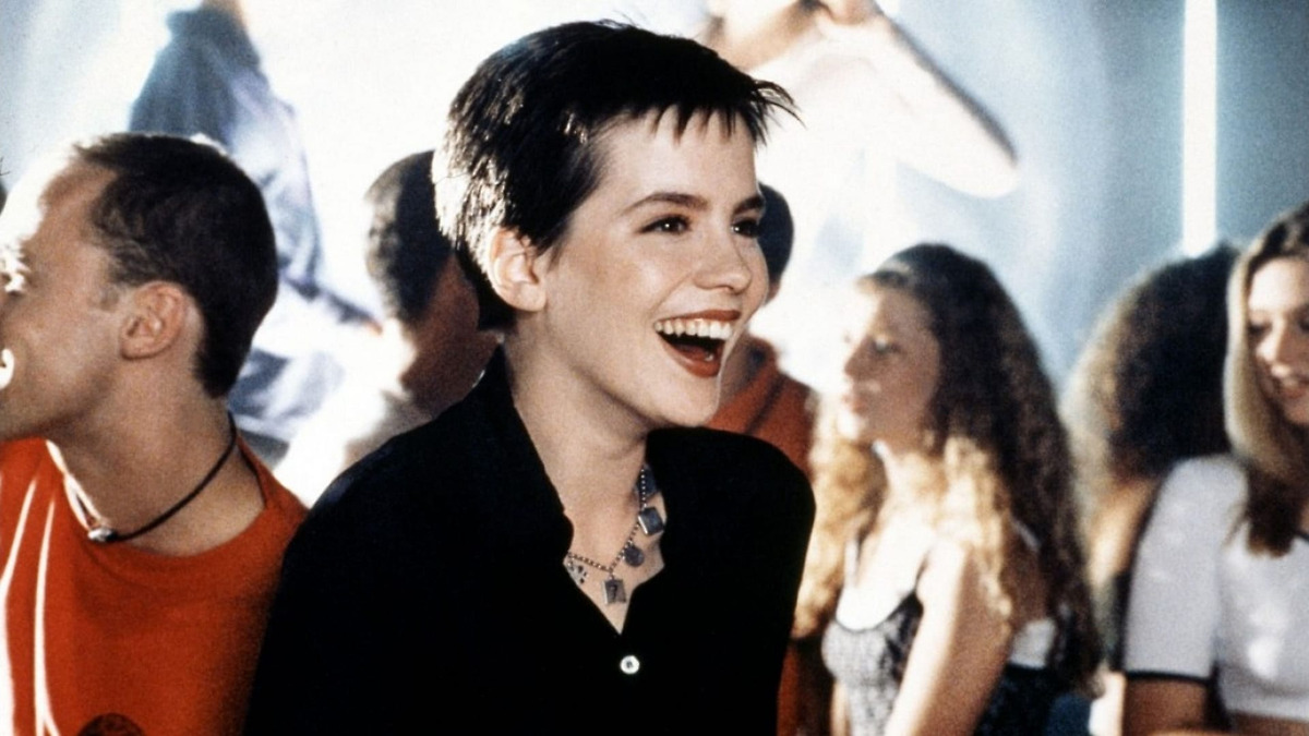 ‎Shooting Fish (1997) directed by Stefan Schwartz • Reviews, film ...