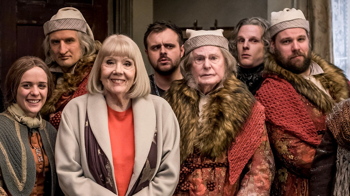 A Christmas Carol Goes Wrong’ review by PinkDelilahTea • Letterboxd