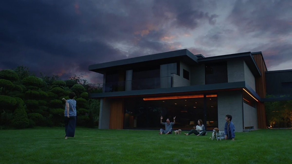 Parasite’ review by Ryan Crawford • Letterboxd