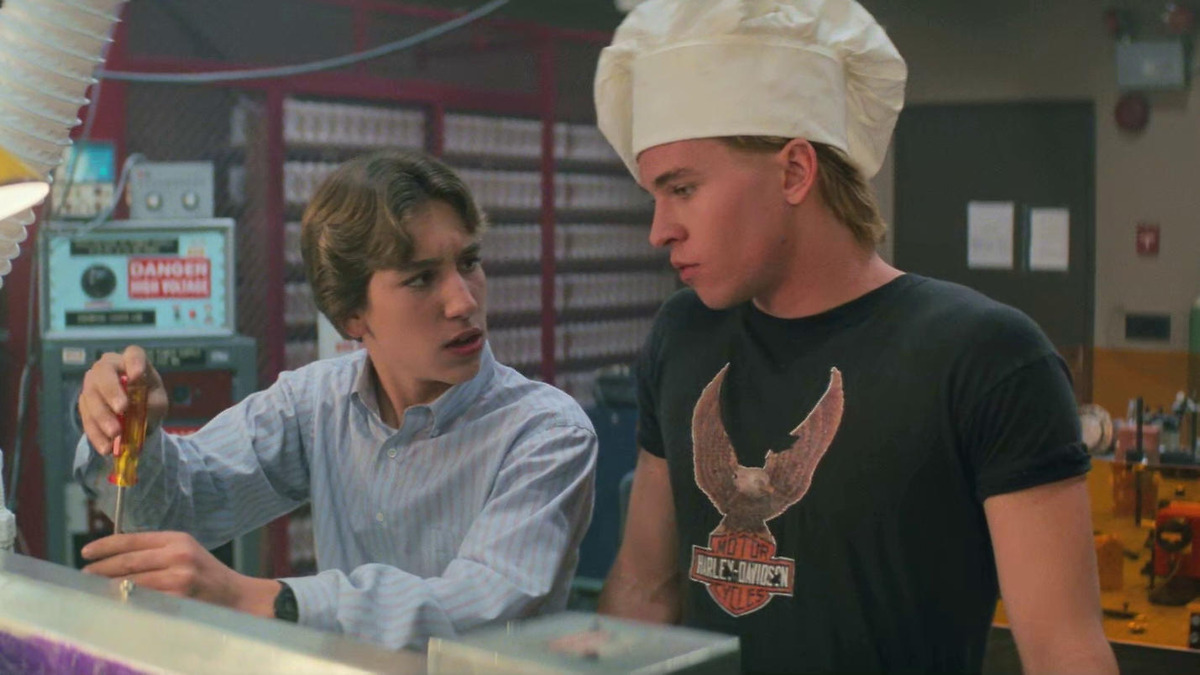 Real Genius’ review by theo • Letterboxd