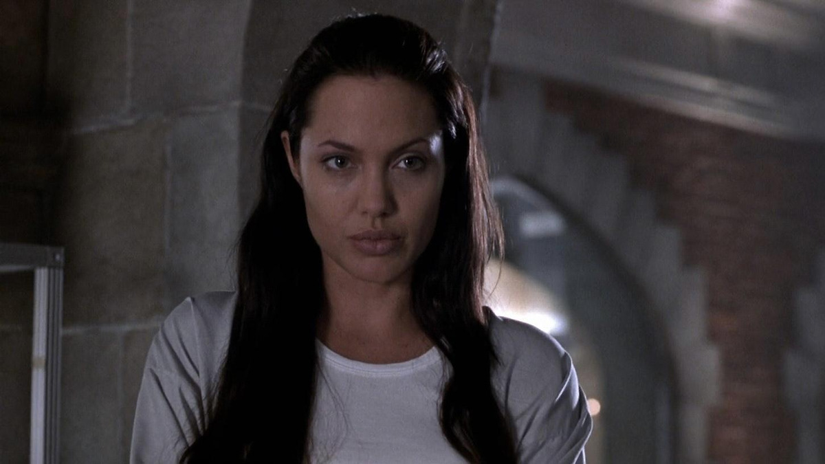 Lara Croft: Tomb Raider’ review by 𝐥𝐨𝐮𝐢𝐬𝐞 • Letterboxd