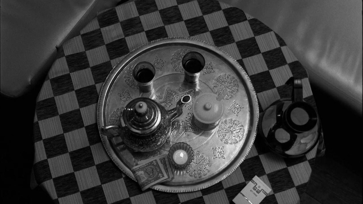 Coffee and Cigarettes’ review by Sara 🌼 • Letterboxd