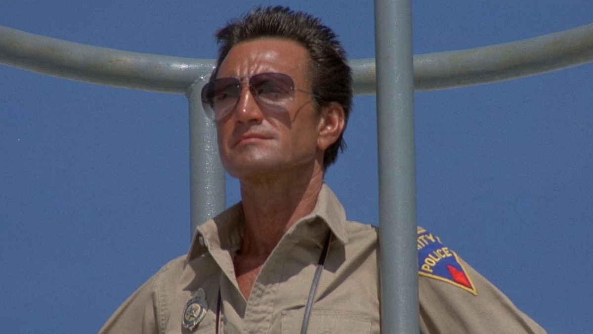 Jaws 2’ review by LadelBub • Letterboxd