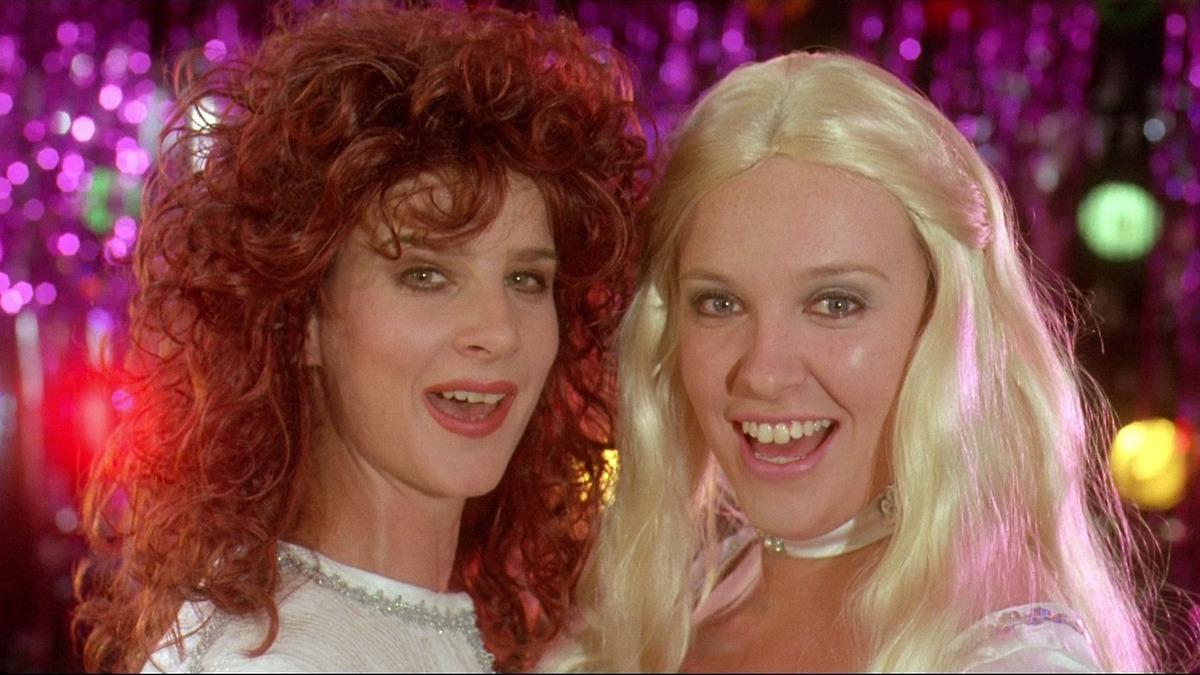 Muriel's Wedding’ review by Poopie • Letterboxd