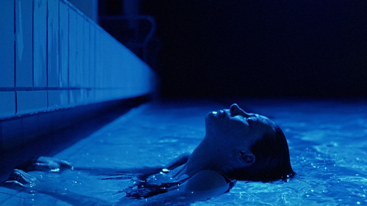 Three Colours: Blue’ review by nova 𖤐 • Letterboxd