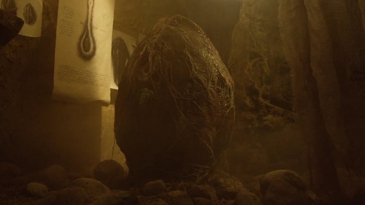 Alien: Covenant - Epilogue: David's Lab: Last Signs of Life’ review by ...