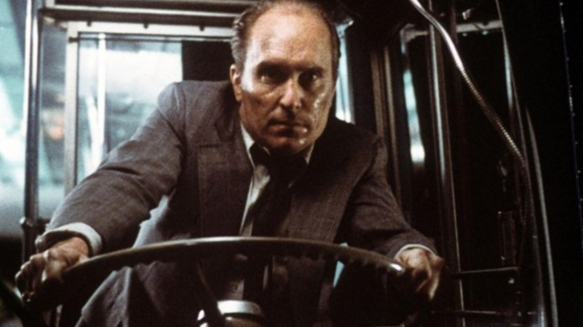 Badge 373’ review by Dave Edwards • Letterboxd