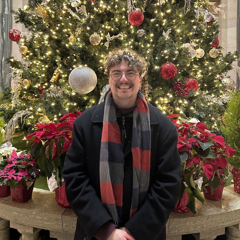 ‎Alex Moker’s profile • Letterboxd