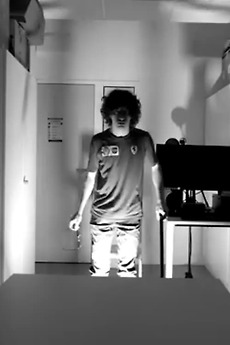 ‎Le vol (« Un voleur, une table, un aveugle ») (2023) directed by Gabin ...