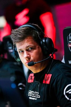 ‎FaZe Clan: Going for Gold (2018) • Reviews, film + cast • Letterboxd