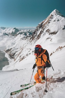 ‎Lhotse (2019) • Reviews, film + cast • Letterboxd
