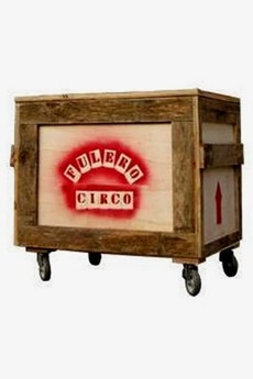‎Fulero Circo (2010) directed by Diogo Noventa • Film + cast • Letterboxd