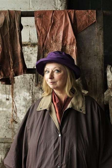 ‎Hilary Mantel: Return to Wolf Hall (2020) directed by Ian Denyer ...