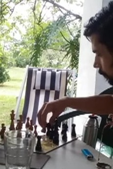 ‎Un rayo (2015) directed by Ignacio Rogers • Film + cast • Letterboxd