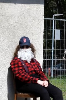 ‎Farmár directed by Leo Knut • Film + cast • Letterboxd