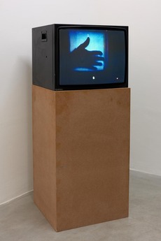 ‎Running on Empty directed by Susan Hiller, Robin Klassnik • Film ...