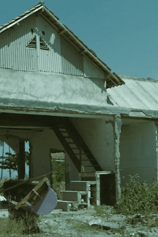 ‎Pulang dan Berulang directed by Sarah Adilah • Film + cast • Letterboxd