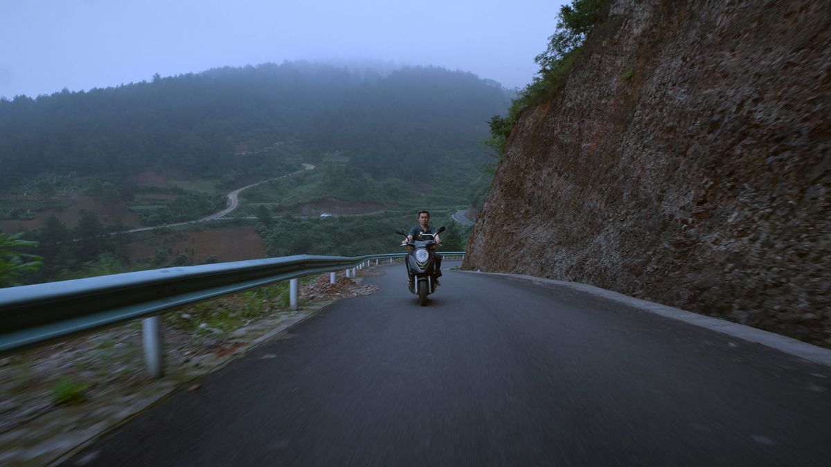 ‎Kaili Blues (2015) directed by Bi Gan • Reviews, film + cast • Letterboxd