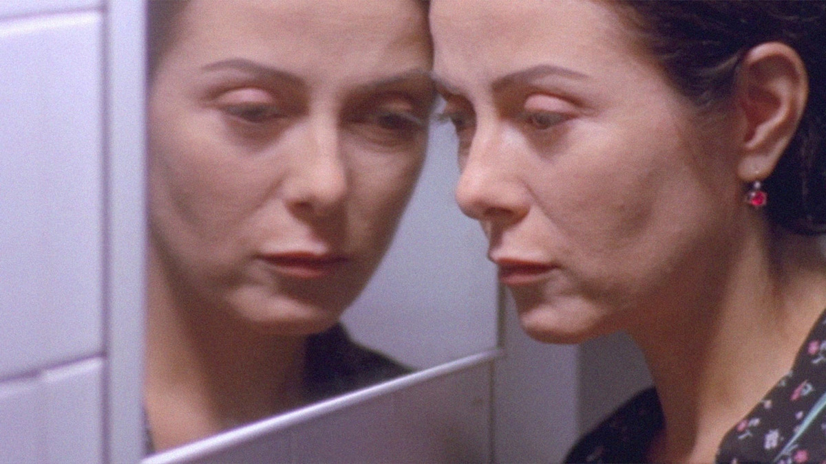 ‎In Nowhere Land (2002) directed by Tayfun Pirselimoğlu • Reviews, film ...