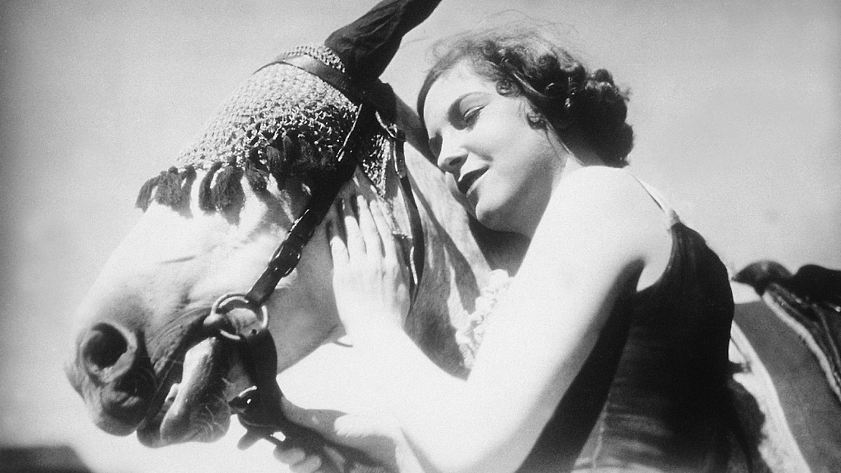 ‎The Bartered Bride (1932) directed by Max Ophüls • Reviews, film ...