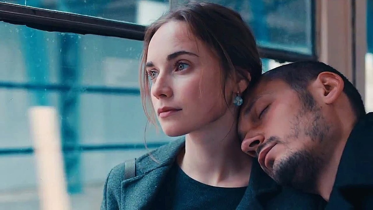 ‎Falling (2017) directed by Maryna Stepanska • Reviews, film + cast ...