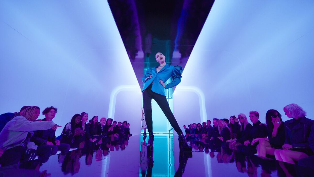 ‎Everybody's Talking About Jamie directed by Jonathan Butterell ...