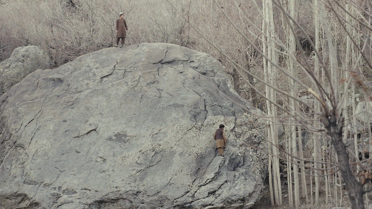 ‎Kabul, Between Prayers (2025) directed by Aboozar Amini • Reviews, film + cast • Letterboxd