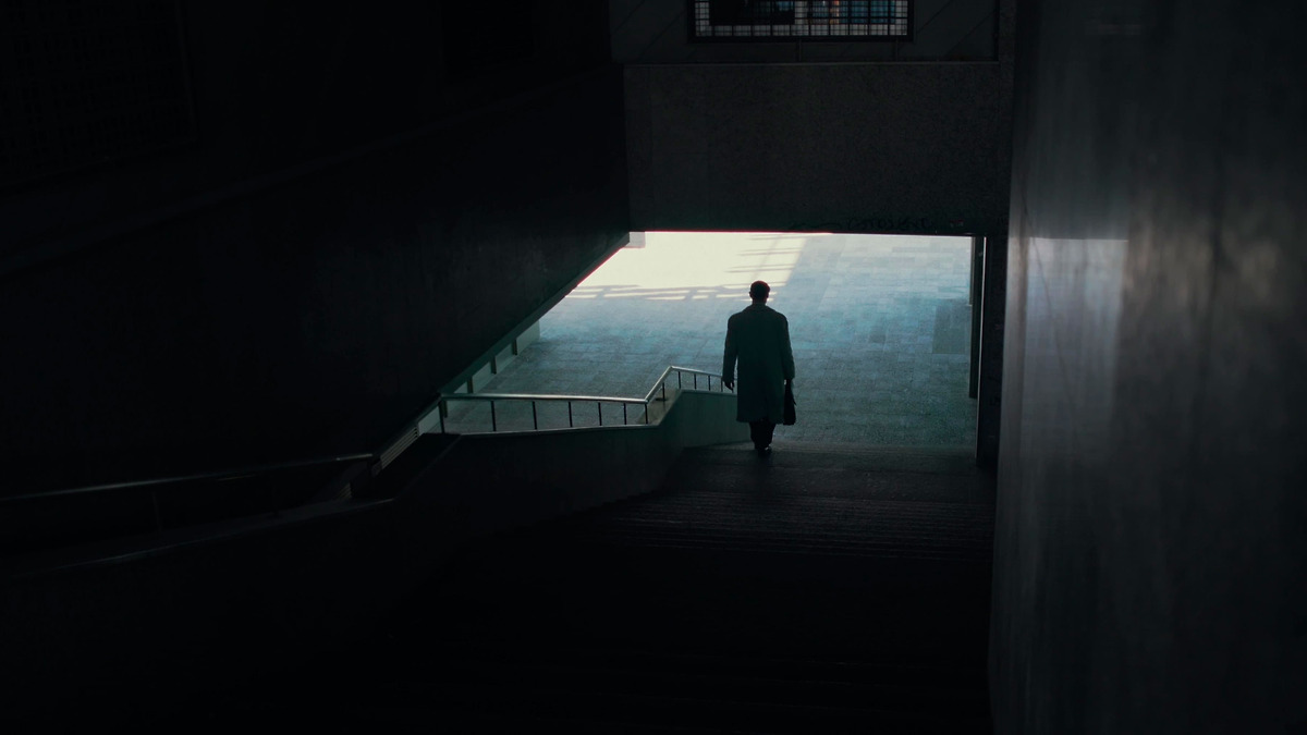 ‎How to Vanish Completely (2024) directed by Roberto Pintre • Reviews ...