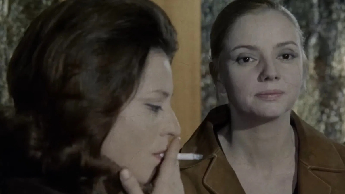 ‎Fleeting Loves (1974) directed by Malvina Urșianu • Reviews, film ...