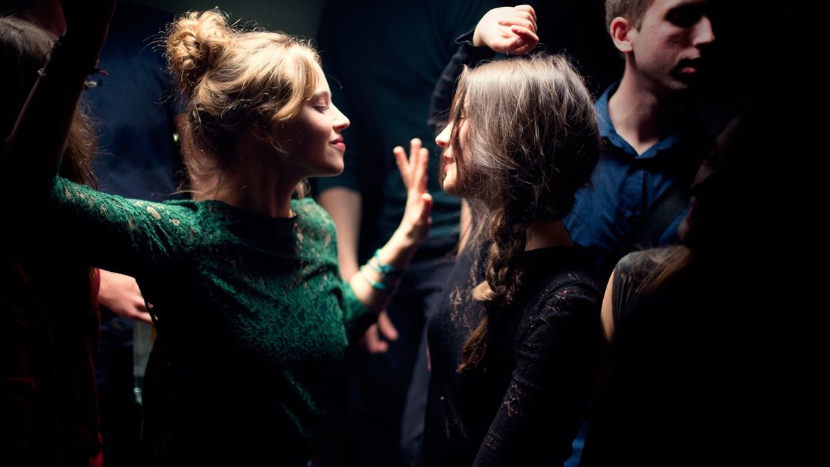‎Breathe (2014) directed by Mélanie Laurent • Reviews, film + cast ...