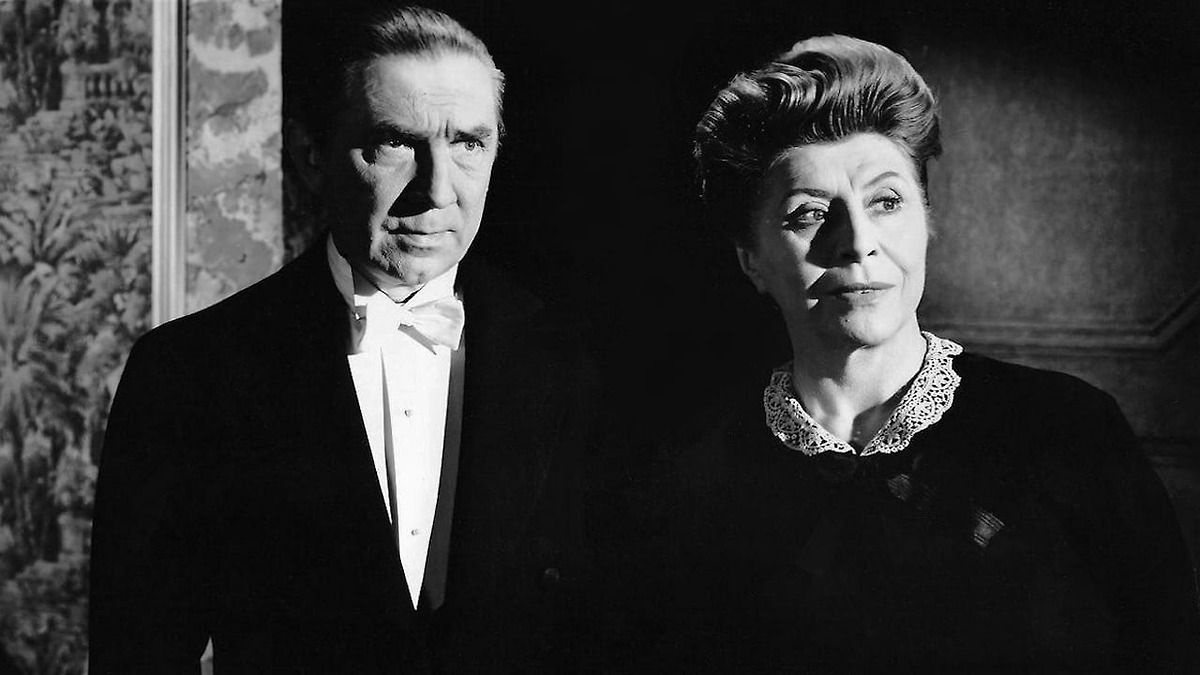 ‎One Body Too Many (1944) directed by Frank McDonald • Reviews, film ...
