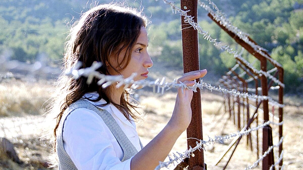 ‎The Kite (2003) directed by Randa Chahal Sabbag • Reviews, film + cast • Letterboxd