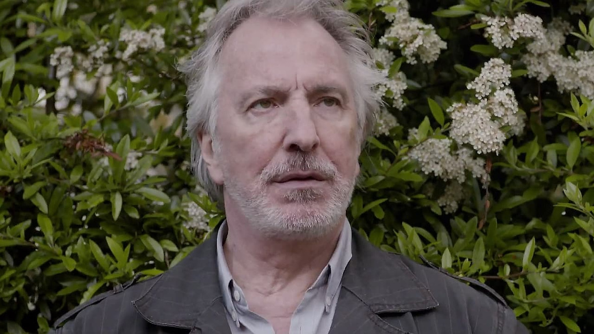 ‎Dust (2013) directed by Ben Ockrent, Jake Russell • Reviews, film ...