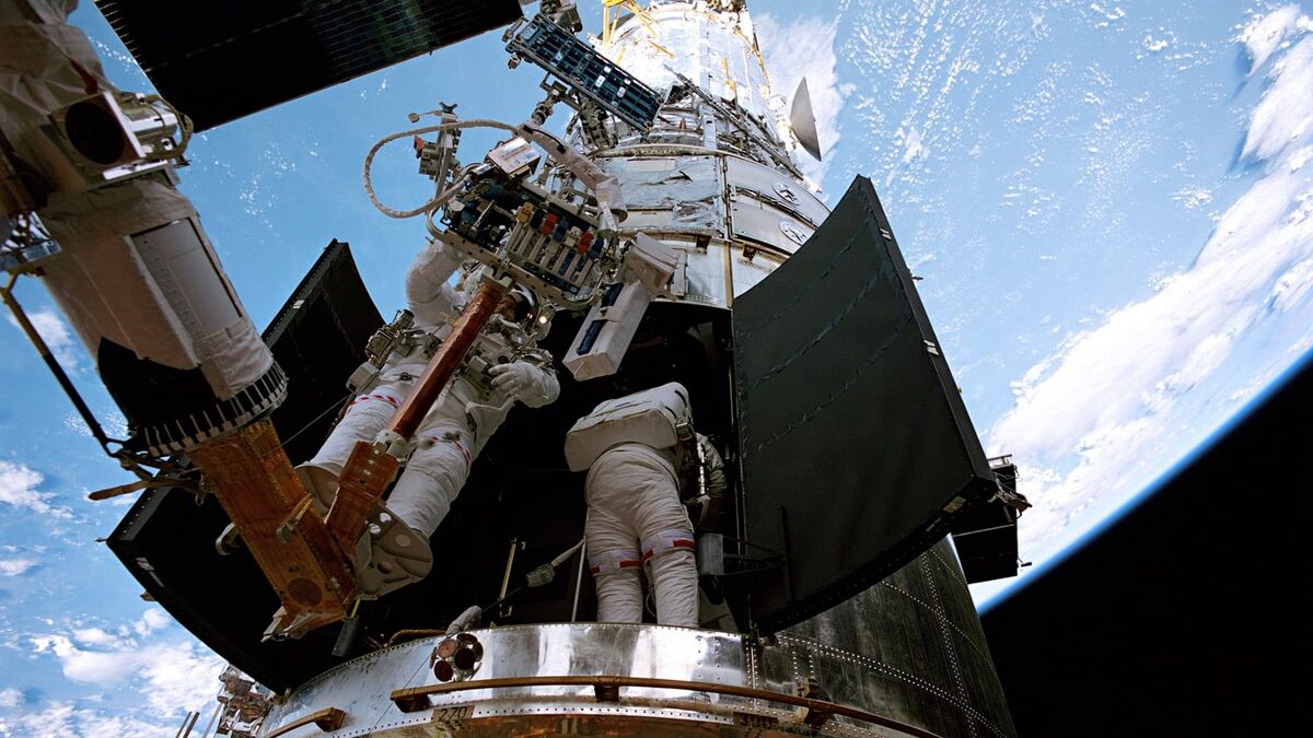 ‎Hubble (2010) directed by Toni Myers • Reviews, film + cast • Letterboxd