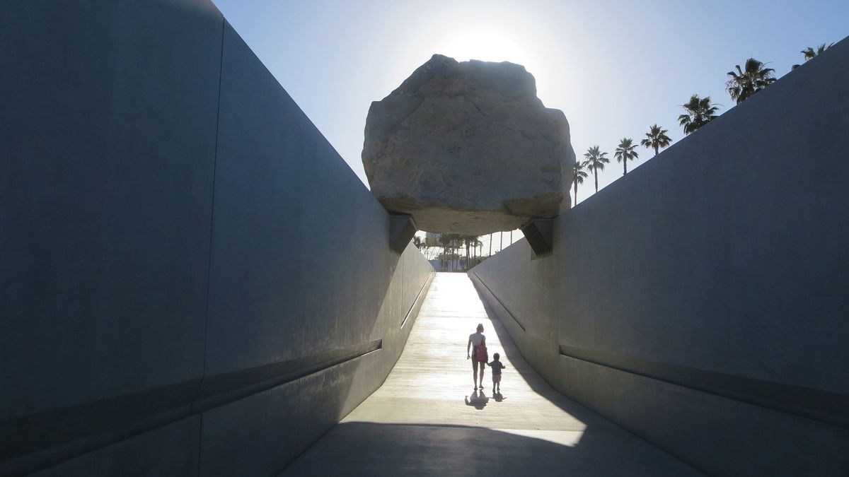 ‎Levitated Mass (2013) directed by Doug Pray • Reviews, film + cast ...