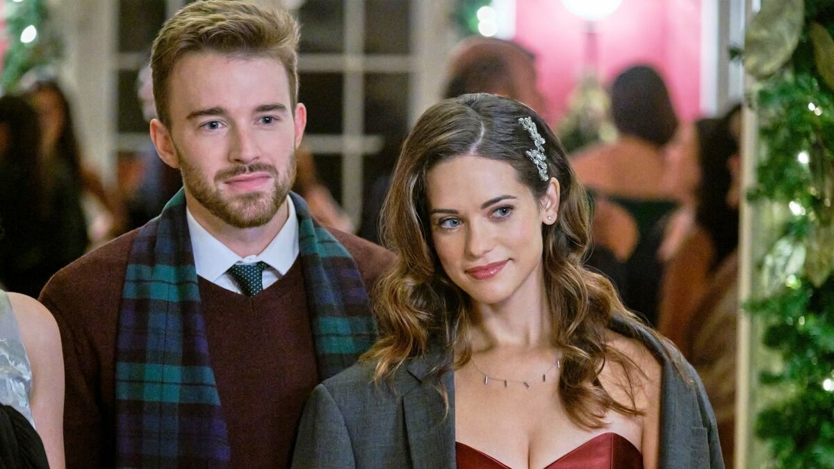 ‎Next Stop, Christmas (2021) directed by Dustin Rikert • Reviews, film ...