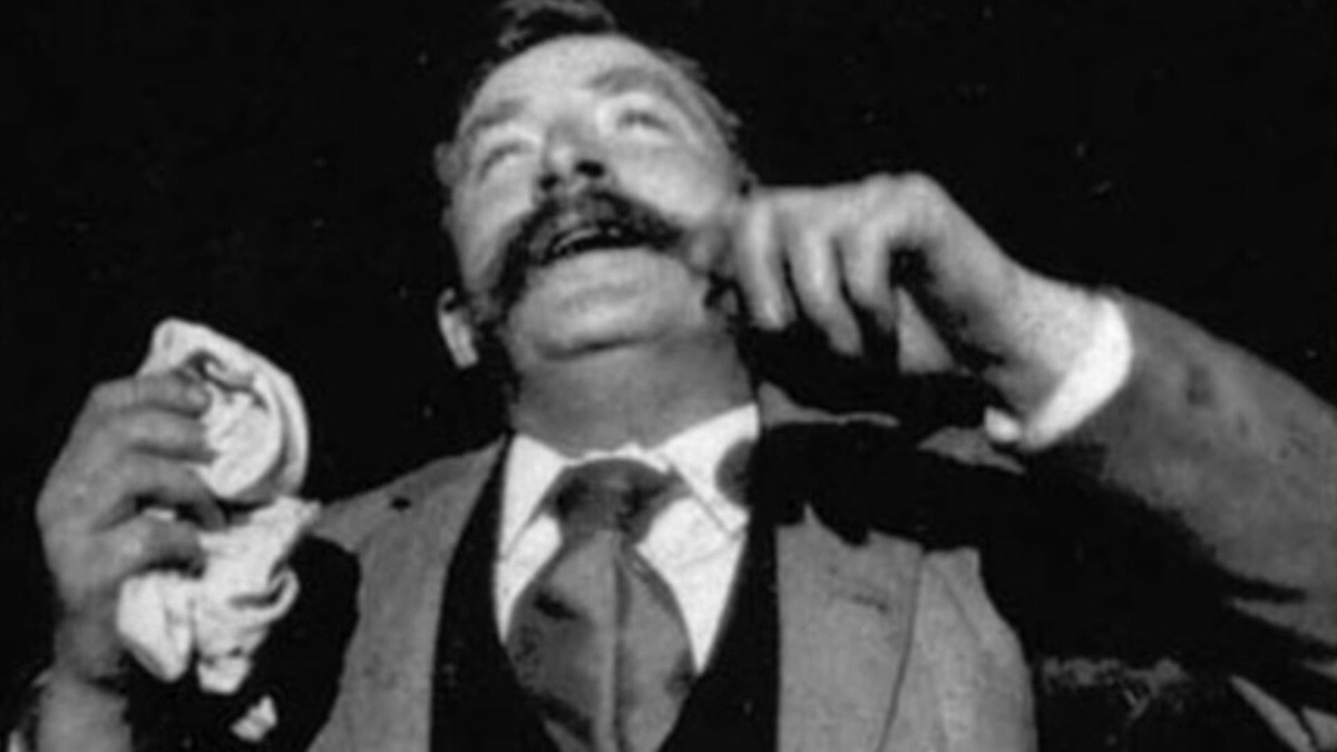 ‎Edison Kinetoscopic Record of a Sneeze (1894) directed by William ...