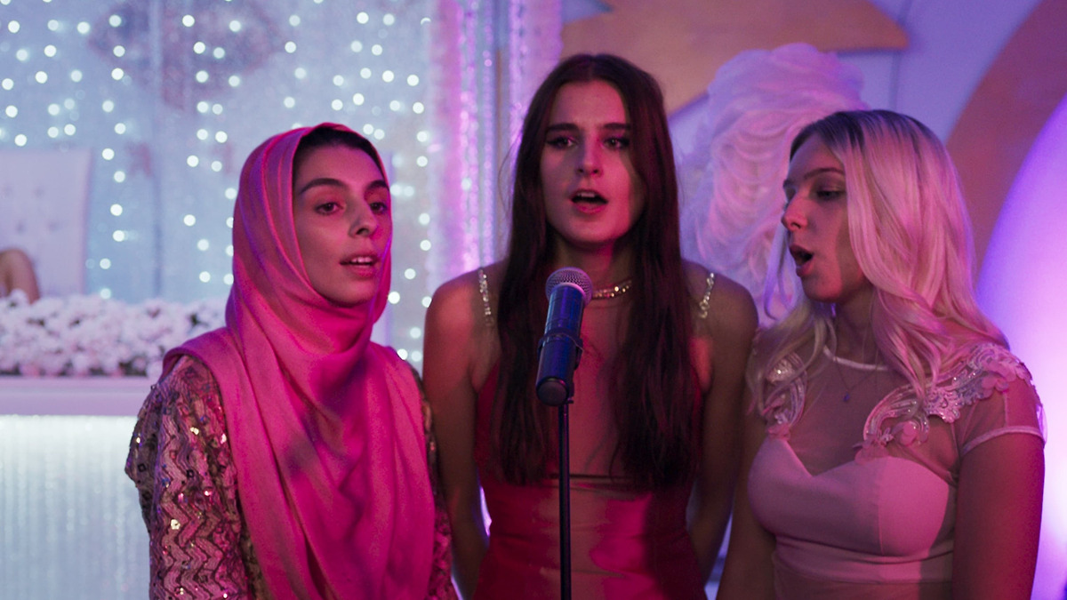 ‎Sun (2022) directed by Kurdwin Ayub • Reviews, film + cast • Letterboxd