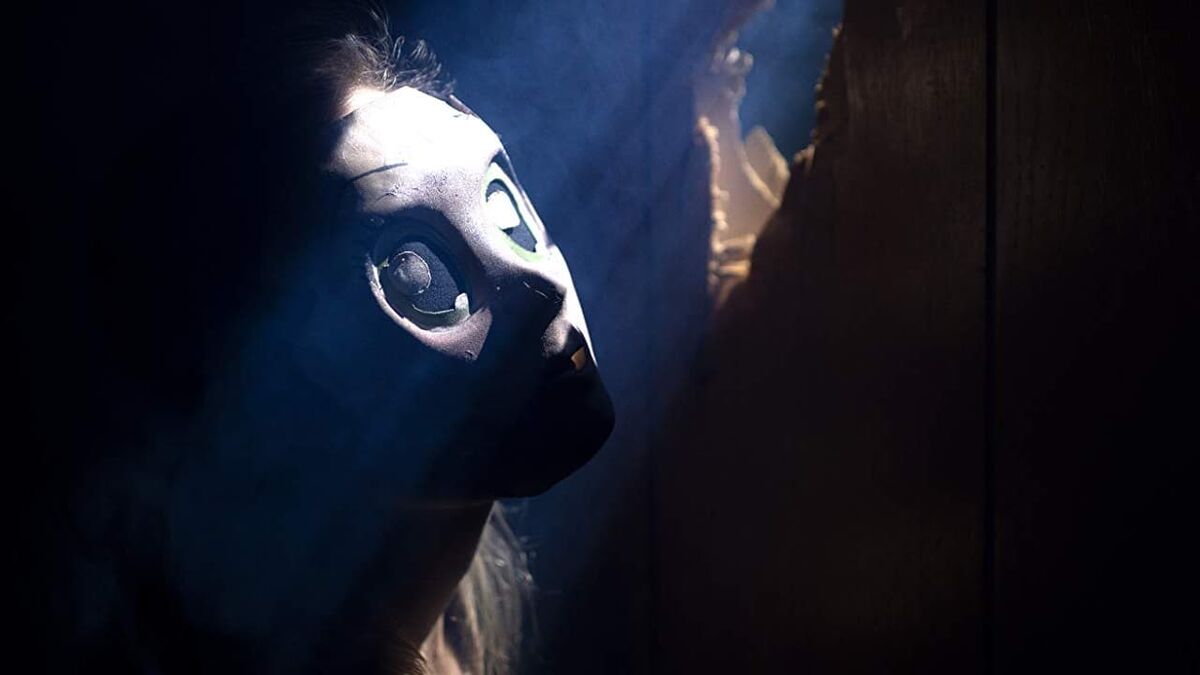 ‎They're Inside (2019) directed by John-Paul Panelli • Reviews, film ...