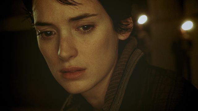 ‎Fembots Forever: a starter pack of twenty female robots on film ...