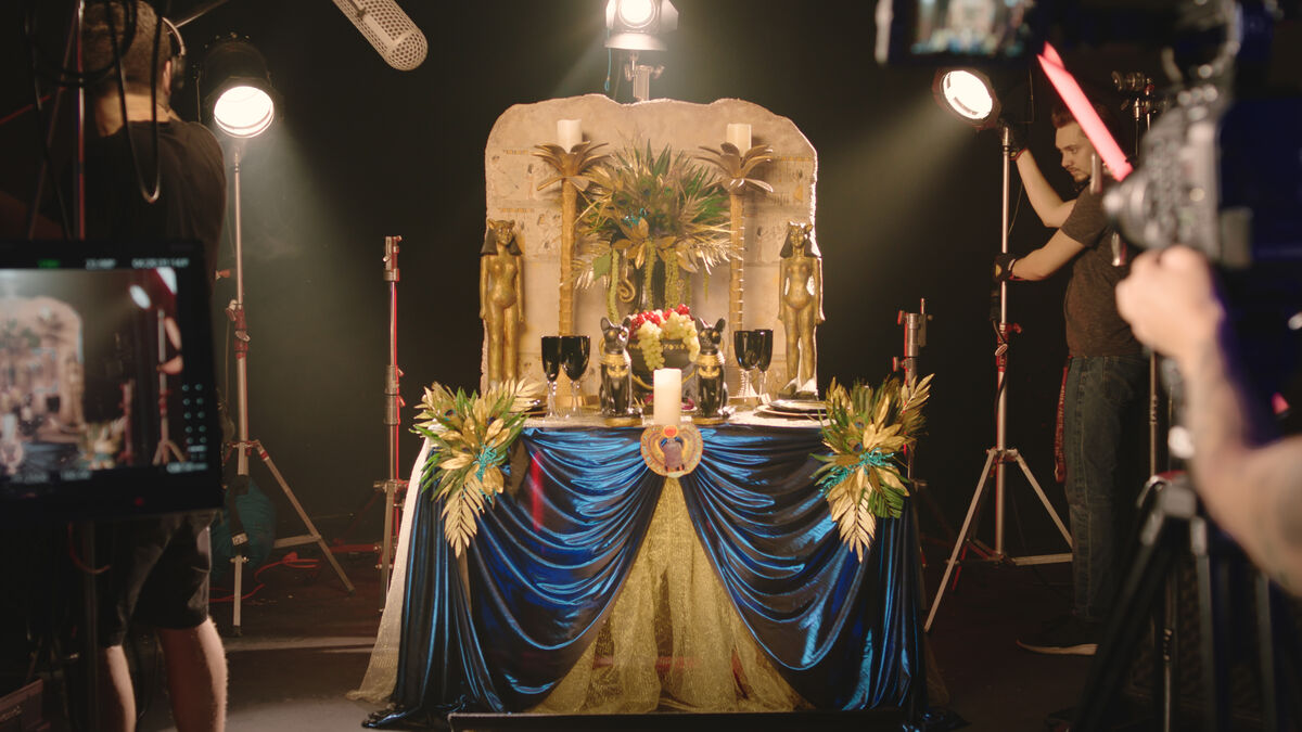 ‎Set! (2021) directed by Scott Gawlik • Reviews, film + cast • Letterboxd