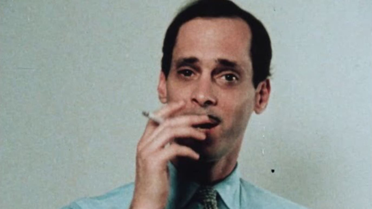 No Smoking in This Theater’ review by Noël • Letterboxd