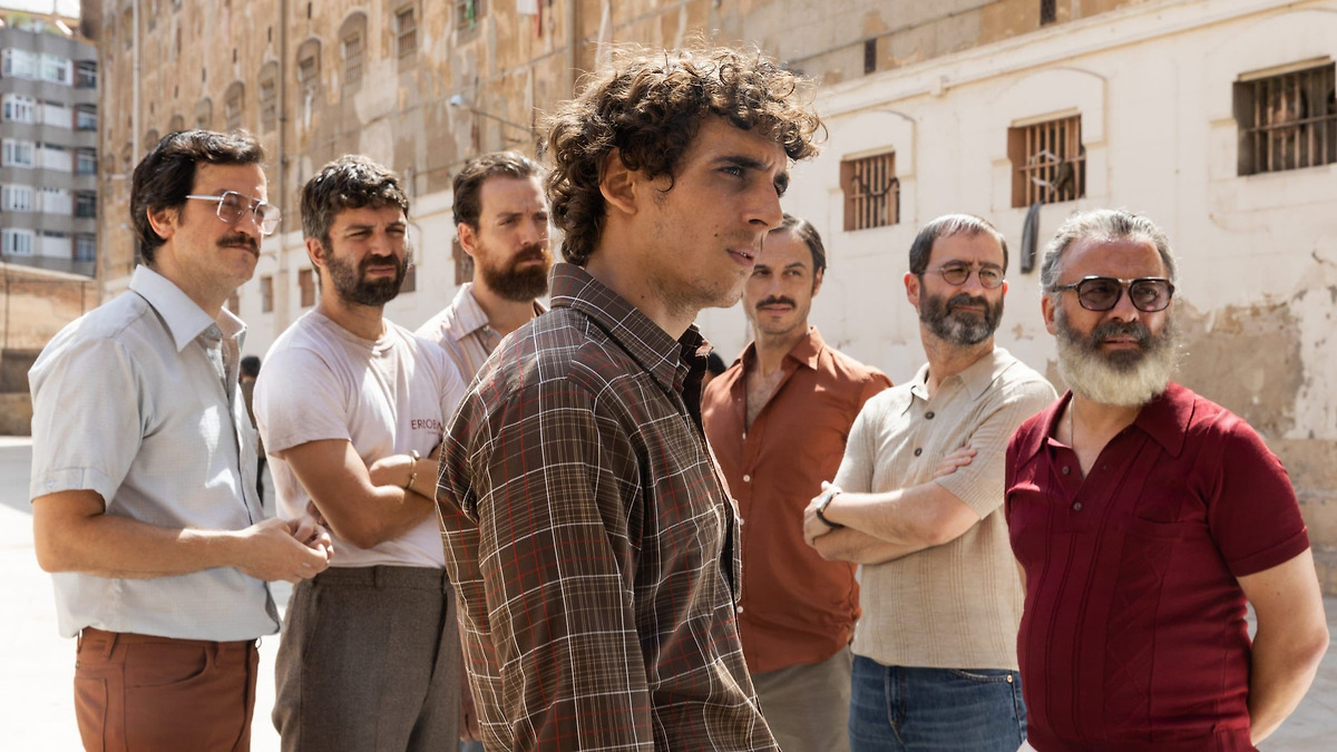 ‎Prison 77 (2022) directed by Alberto Rodríguez • Reviews, film + cast • Letterboxd