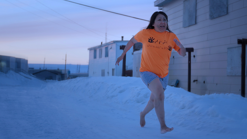 ‎The Long Wait: Tautuktavuk filmmaker Lucy Tulugarjuk centers Inuit ...