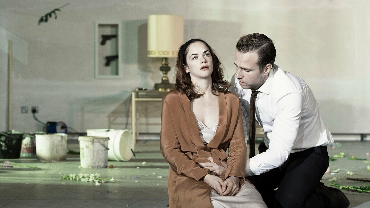 ‎National Theatre Live: Hedda Gabler (2017) directed by Nick Wickham ...