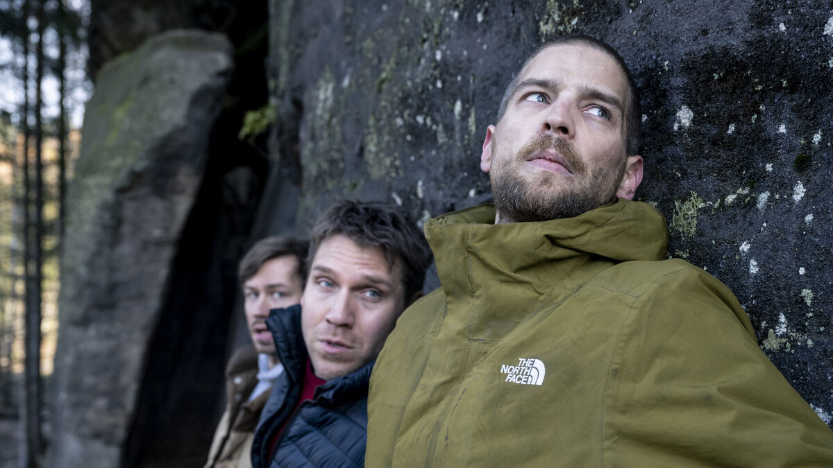 ‎Prey (2021) directed by Thomas Sieben • Reviews, film + cast • Letterboxd